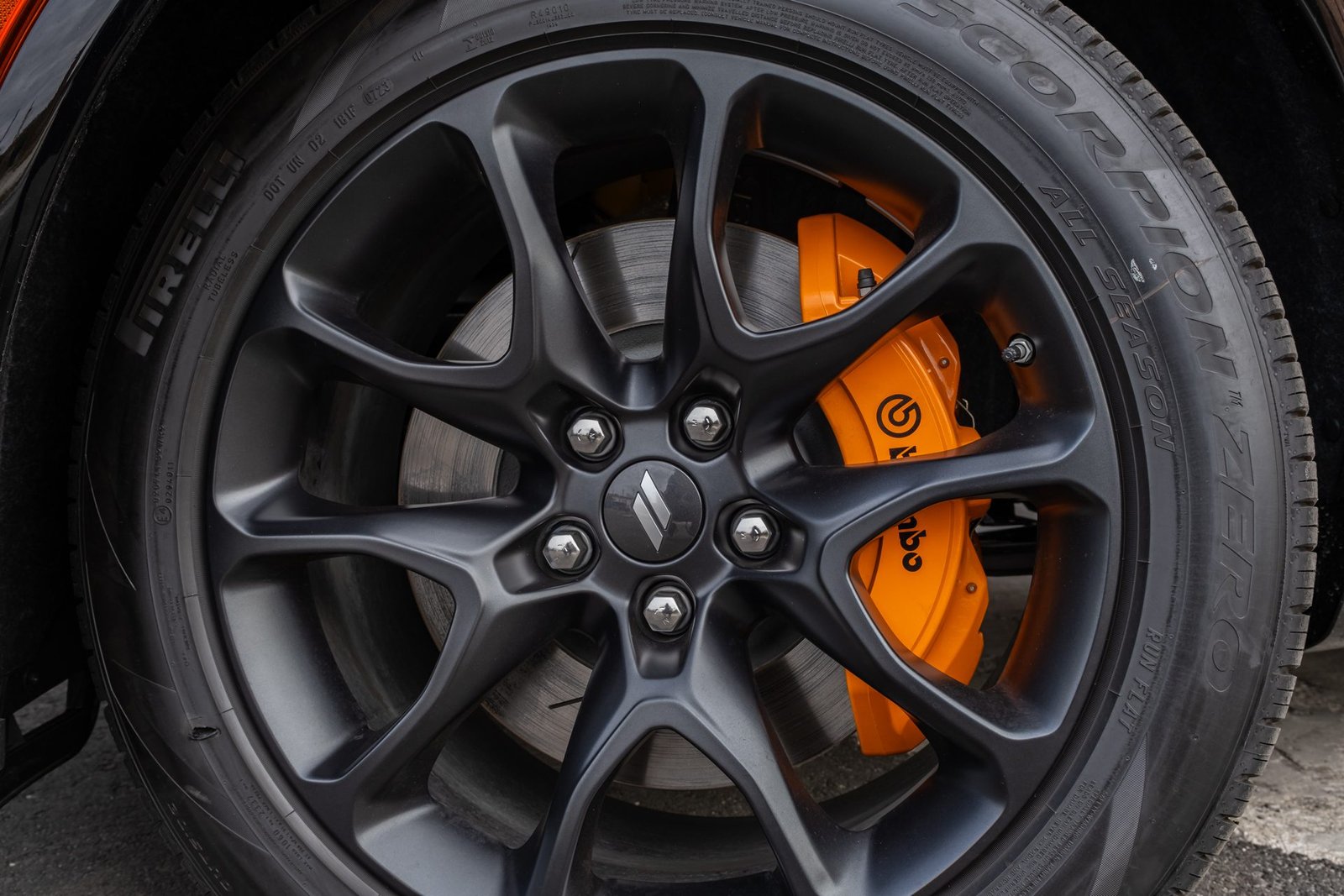 DODGE DURANGO RT 4x4 5.7L V8 HEMI ORANGE 2024 - Fioravanti Motors